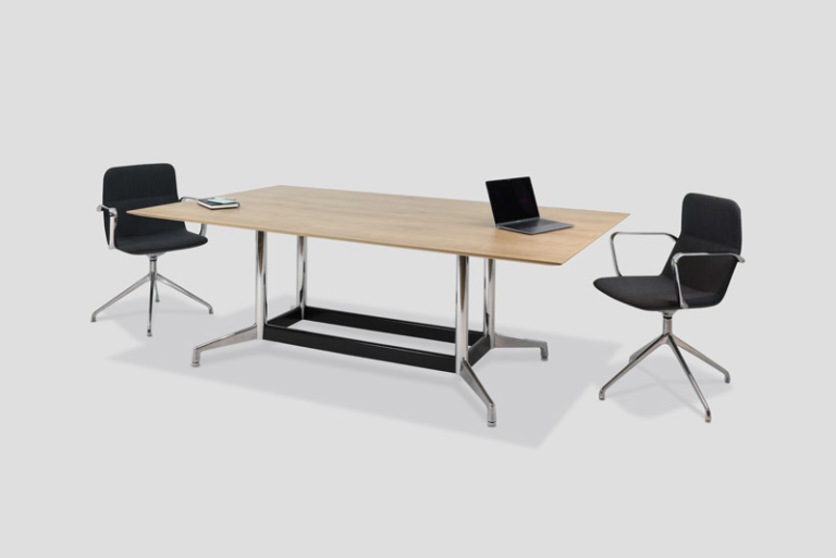 Arca Y&YY - Tables for Business